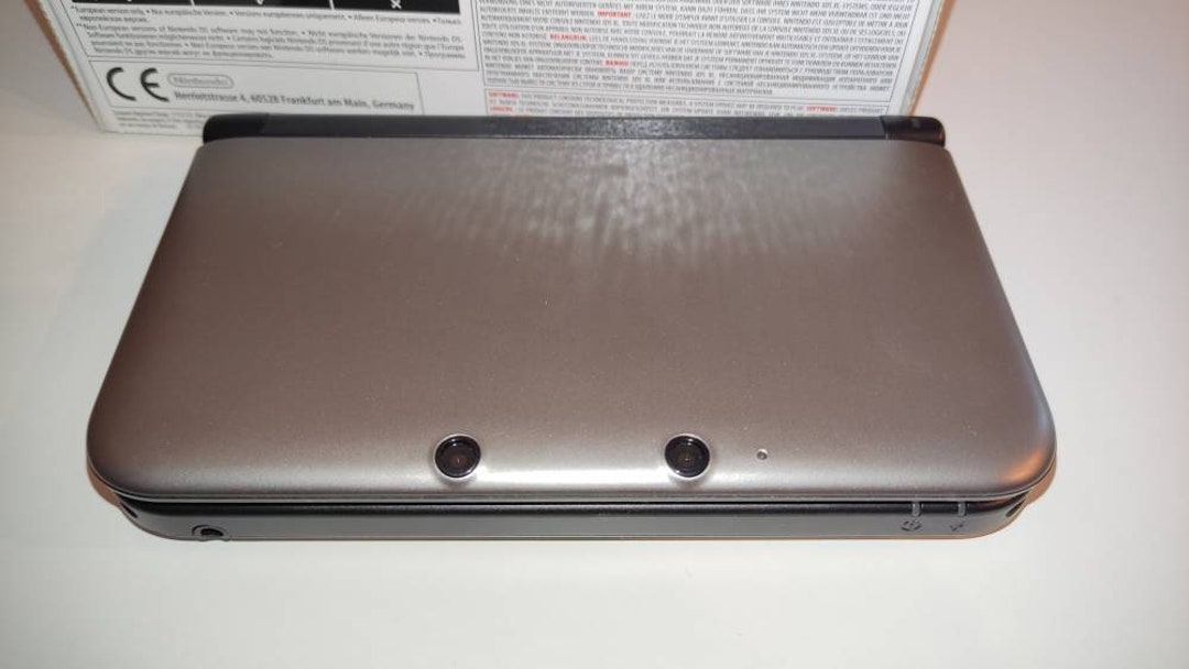 Nintendo 3ds XL Gray Mario Kart Edition.5000 Games. 128gb. Super ...