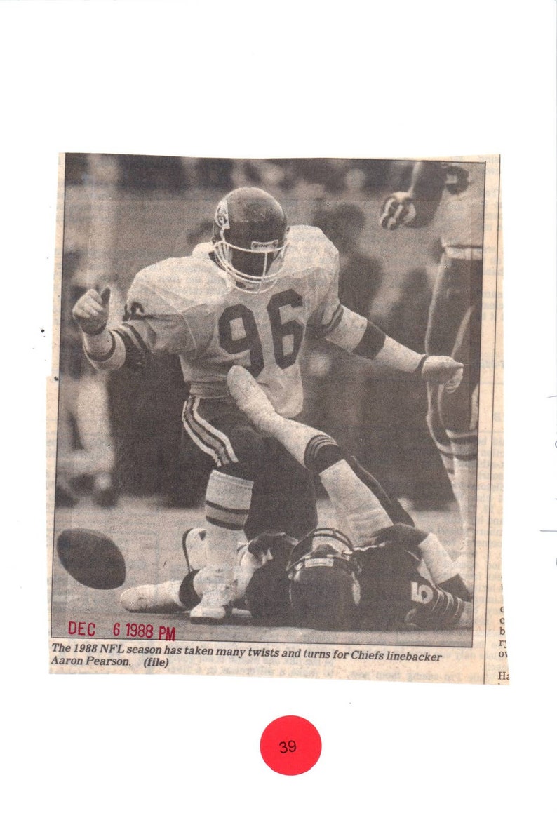 1988 Original Press Photo Football Kansas City Chiefs Aaron Pearson ...