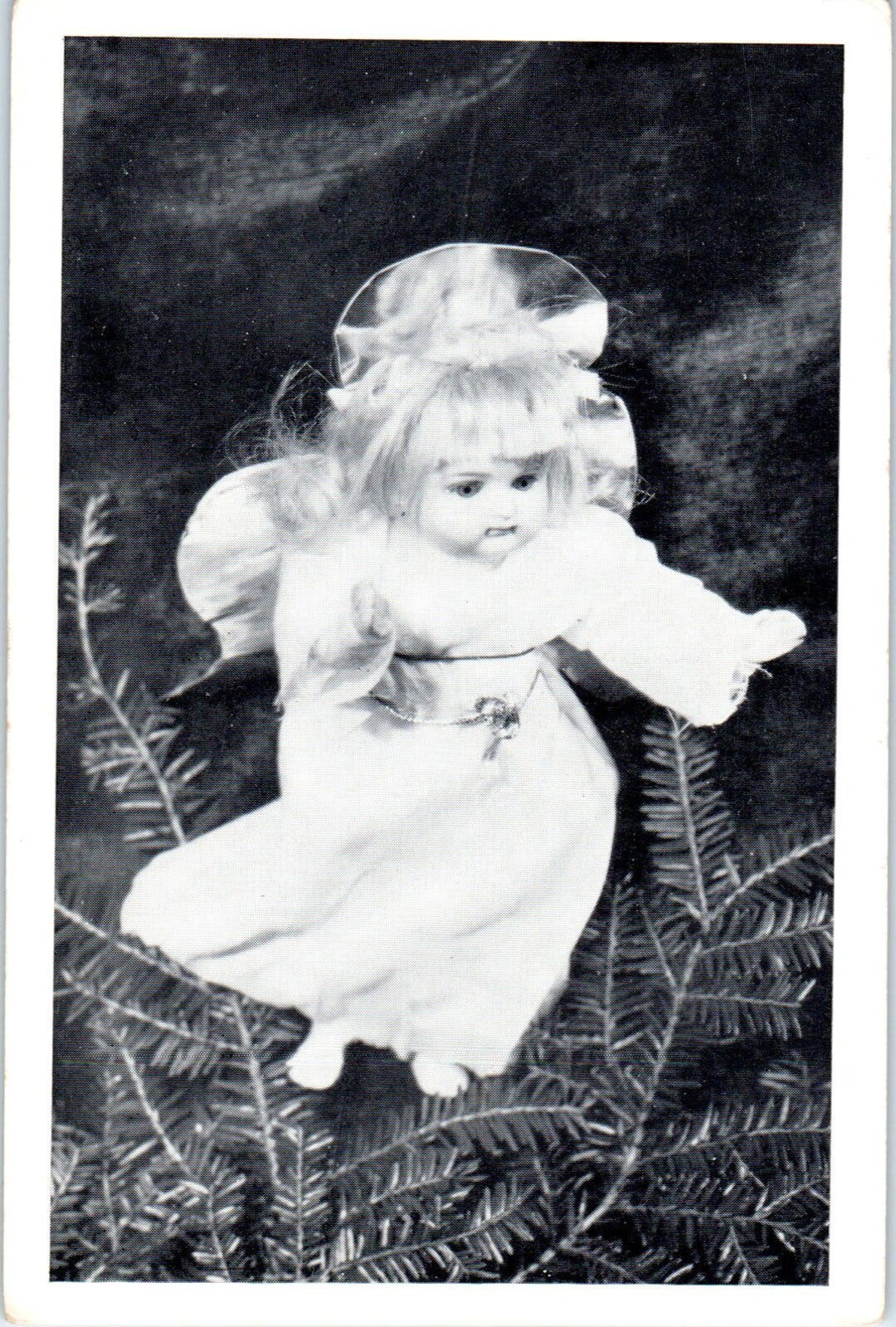 Tasha Tudor's Old Fashioned Dolls - Christmas Angel Original Postcard ...
