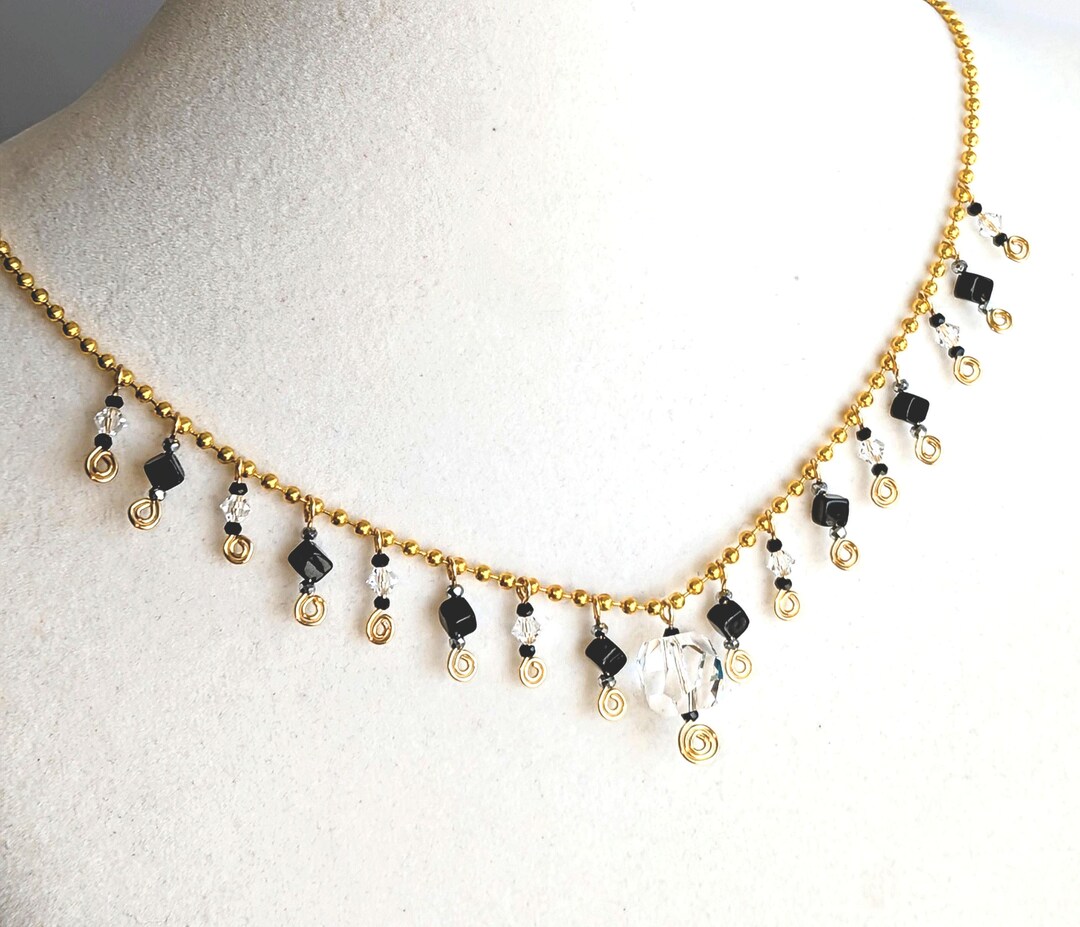 Spiral Fringes & Graphic Cube Choker - Etsy