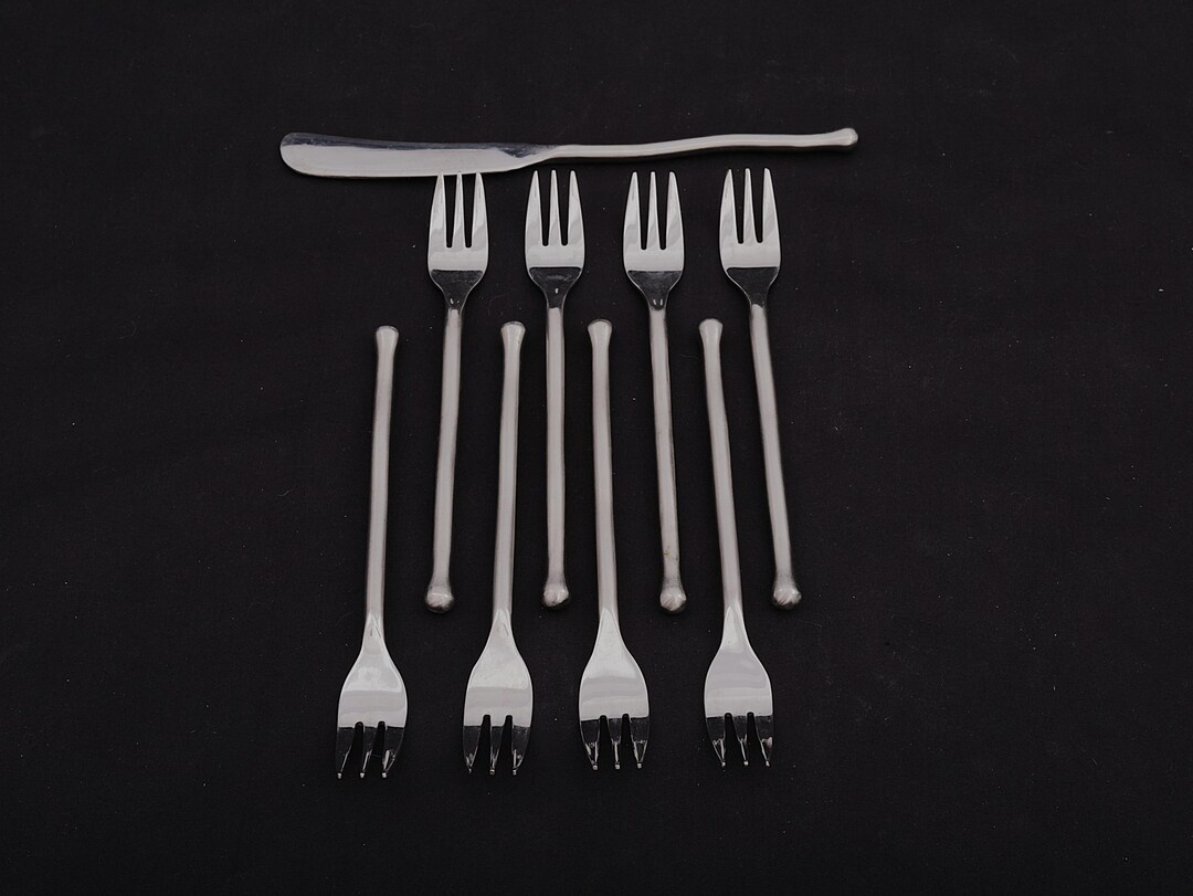 Vintage Gourmet Settings Exotique Platinum Seafood Fork Set – Wavy ...
