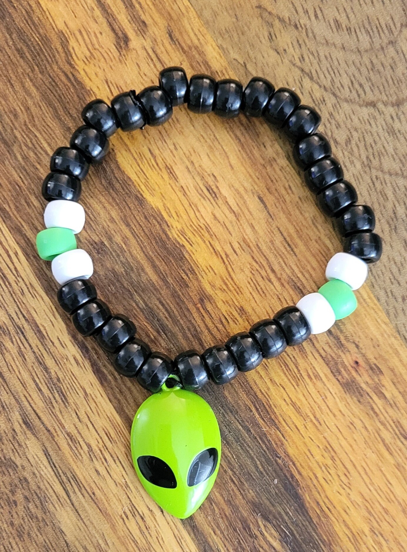 KANDI Rave Bracelet Bulk Hello Human Alien Friendship Bracelet Set - Etsy