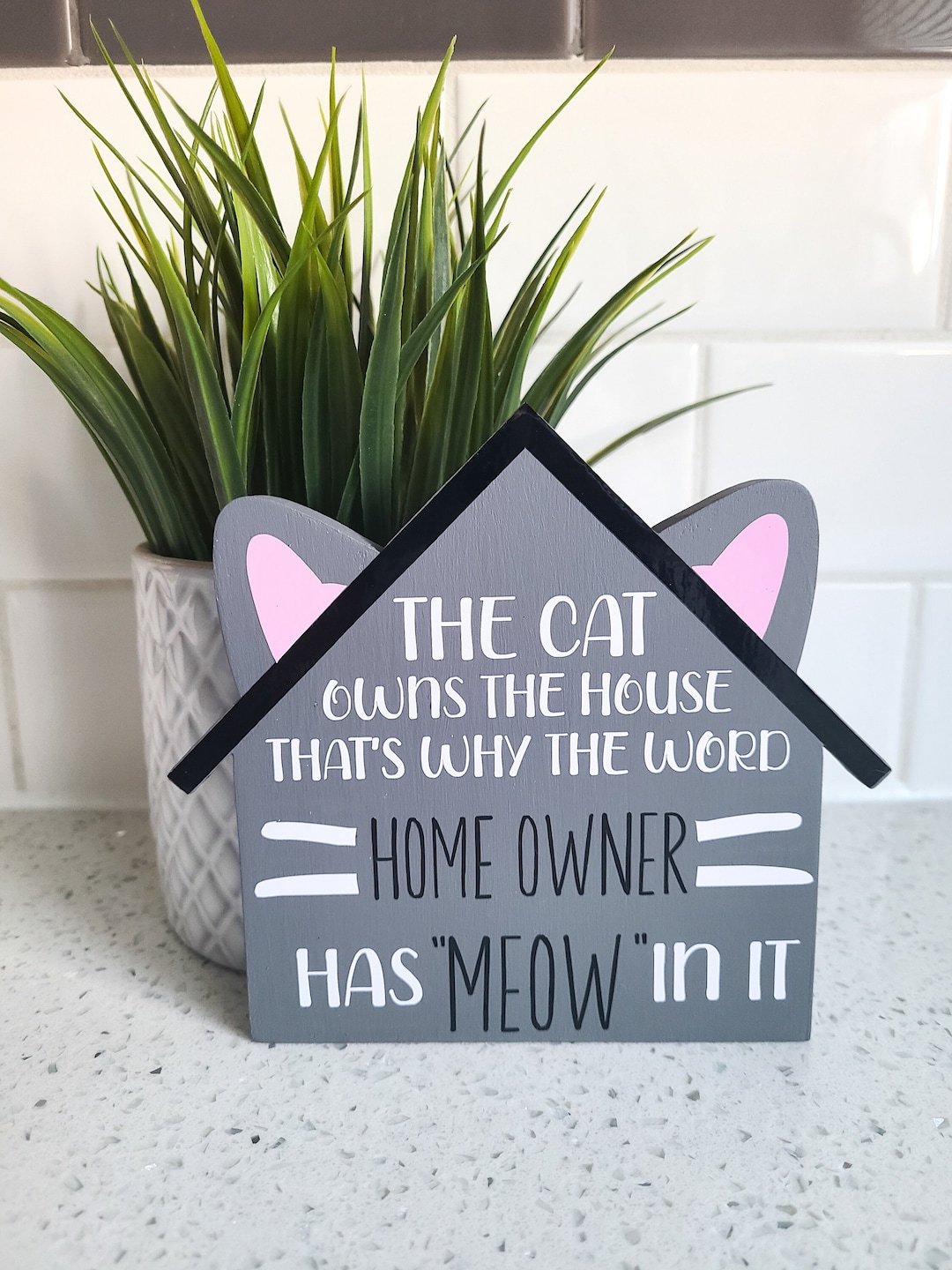 The Cat Owns the House That's Why the Word Homeowner Has Meow in It ...