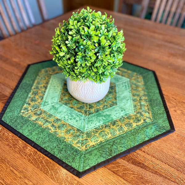 Hexagon Table Runner - Etsy