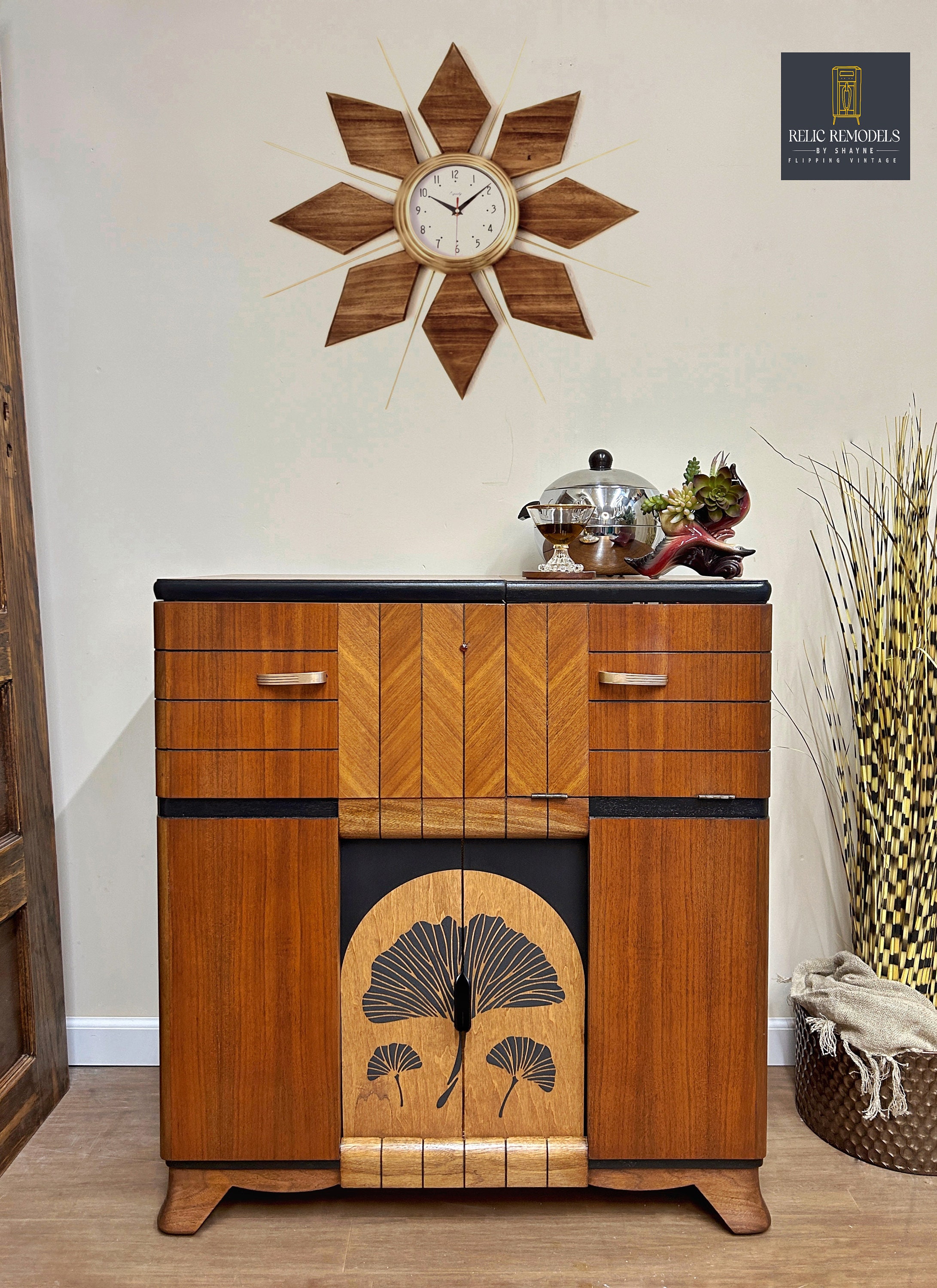 MCM Vintage Radio Bar Cabinet, Lighted - Etsy