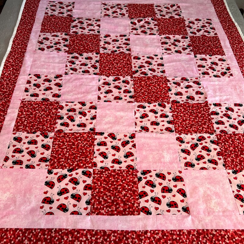 Ladybug Quilt - Etsy
