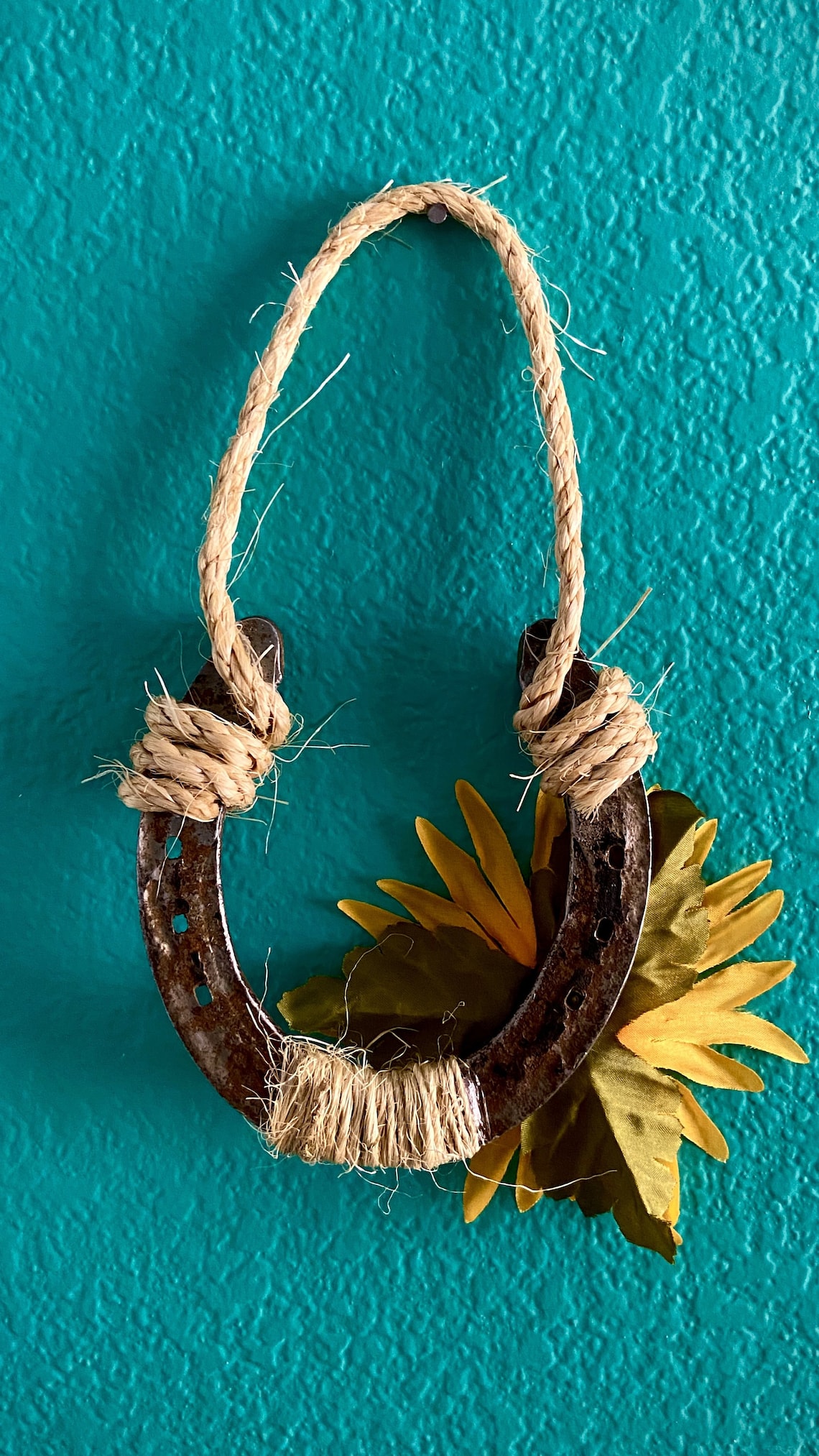 Rustic Hanging Horseshoe Wall Decoration With Sunflowers, Farmhouse ...