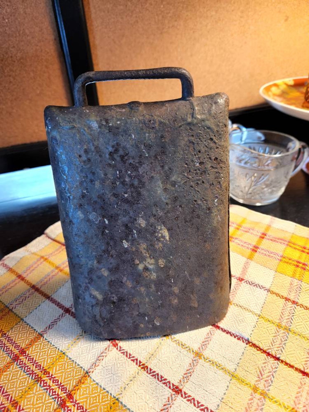 Vtg Rustic Primitive Cow Bell Bull Bell, Large Metal Farm Bell Cow Bell ...