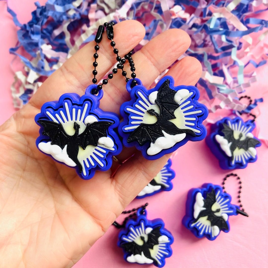 3D Printed Purple Fantasy Dragon Clicker Keychain - Gift for Fantasy ...