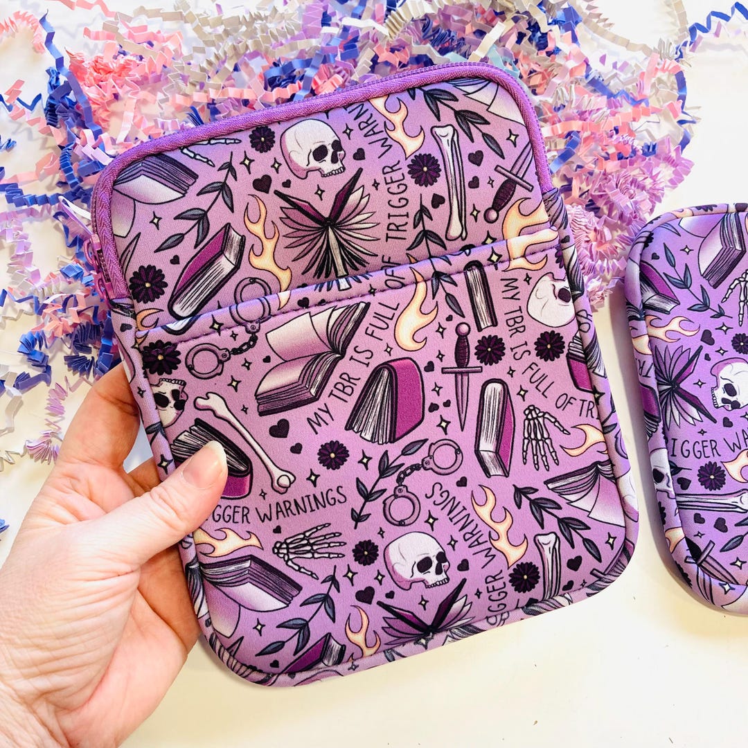 Trigger Warnings Kindle Case, Purple Kindle Pouch With Zipper Front ...