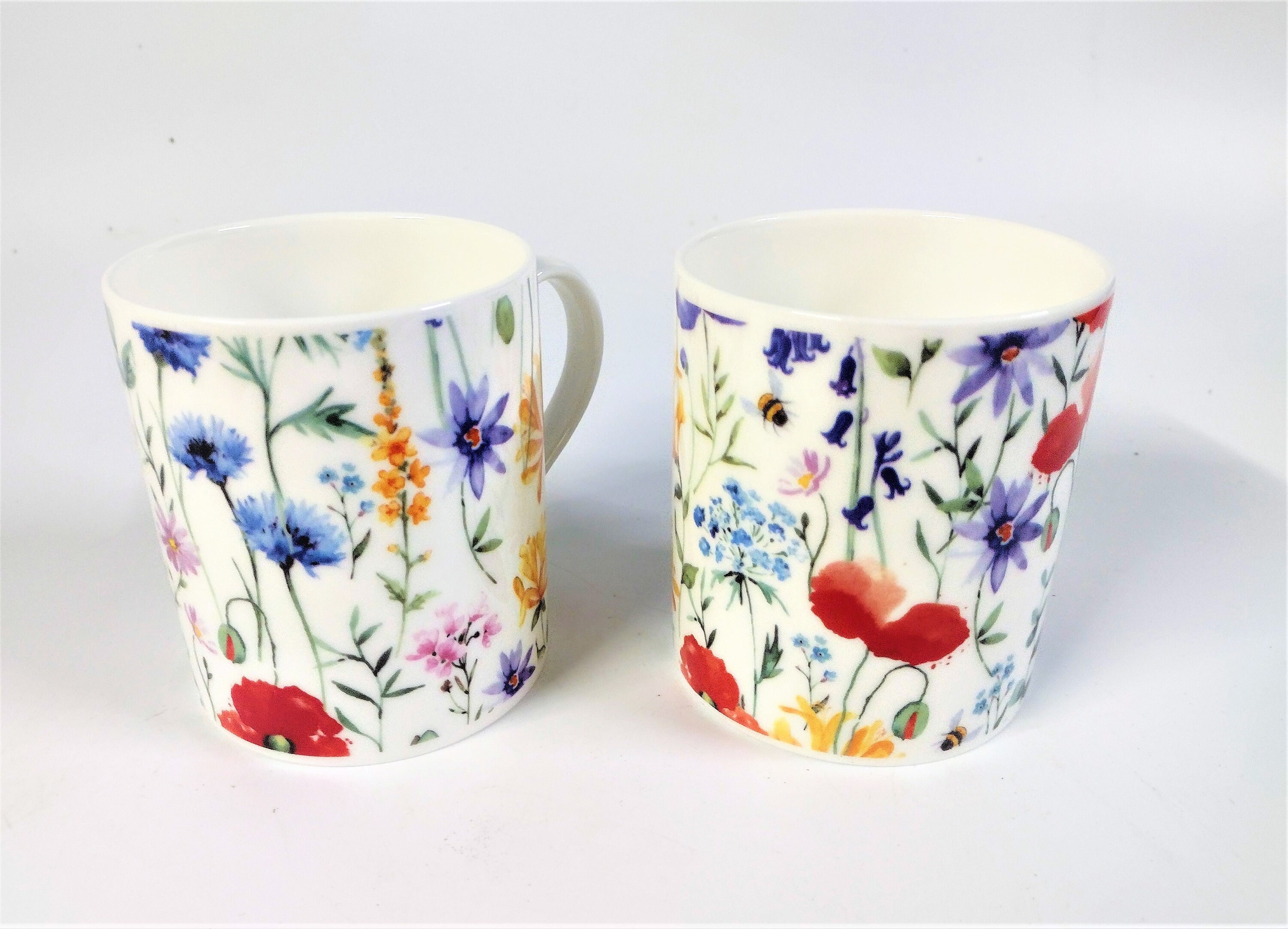 2 Large Bone China Mugs With Wild Flower Decoration (400 Ml Capacity ...