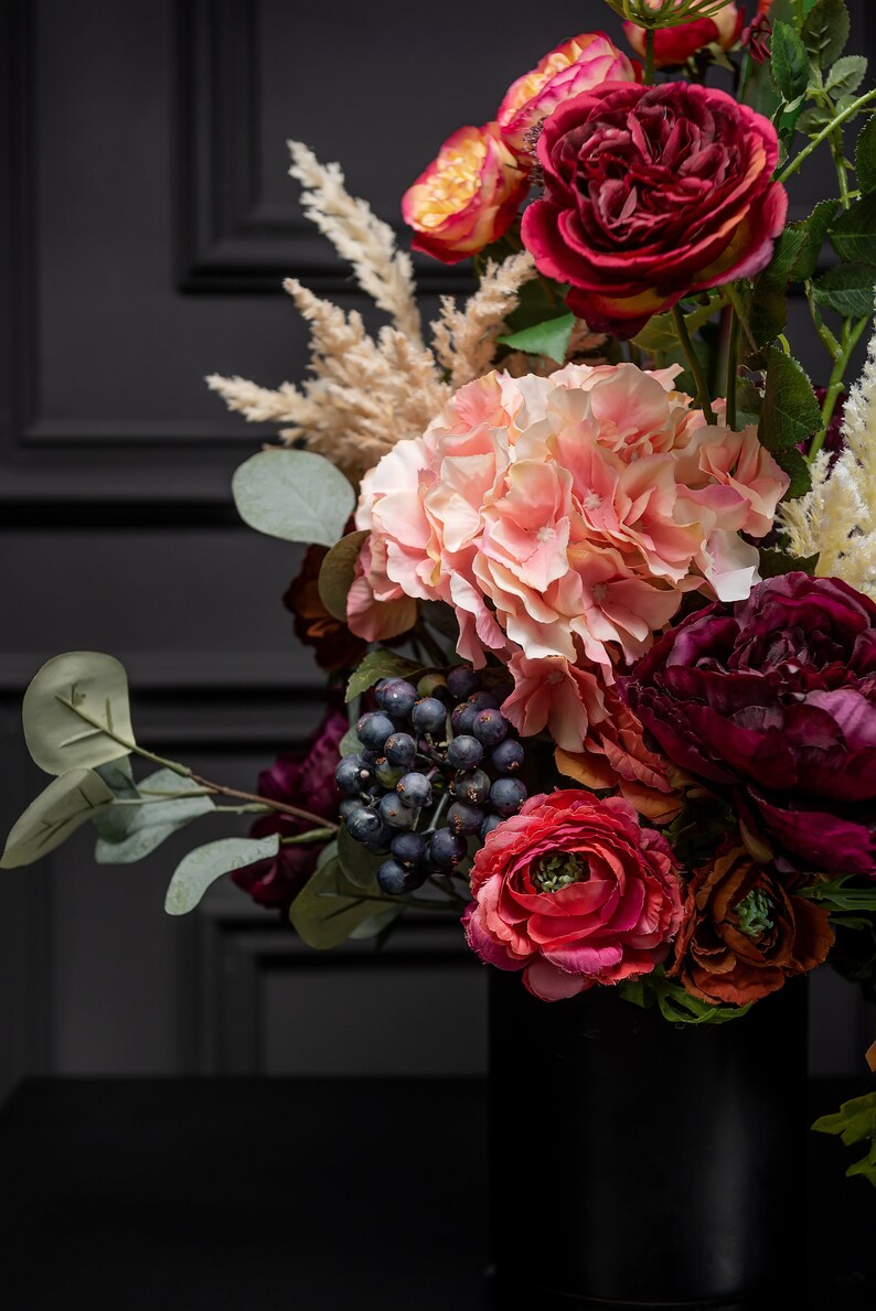 The King Real Touch Floral Arrangement Centerpiece in Vase - Etsy