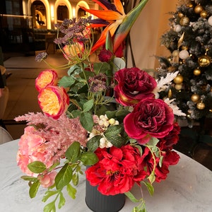 The King | Real Touch Floral Arrangement Centerpiece, Artificial Silk ...