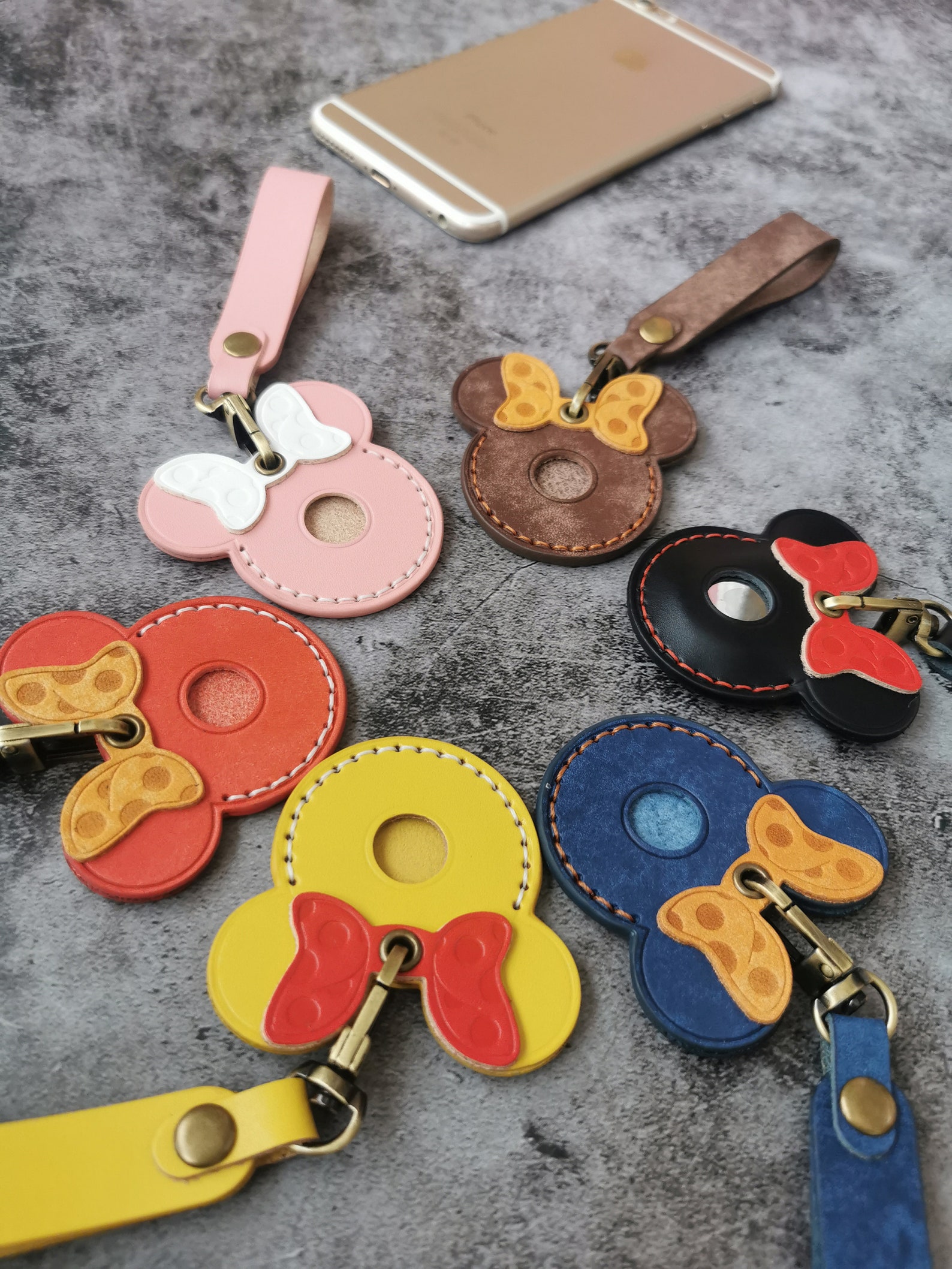 Lovely AirTag Case Mouse Shape AirTag Holder With Name Custom Leather ...