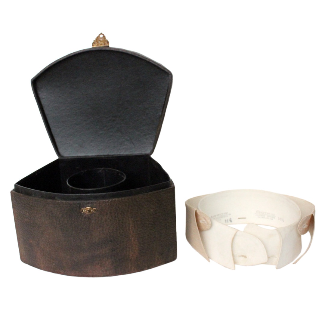 Vintage Collar Box - Etsy