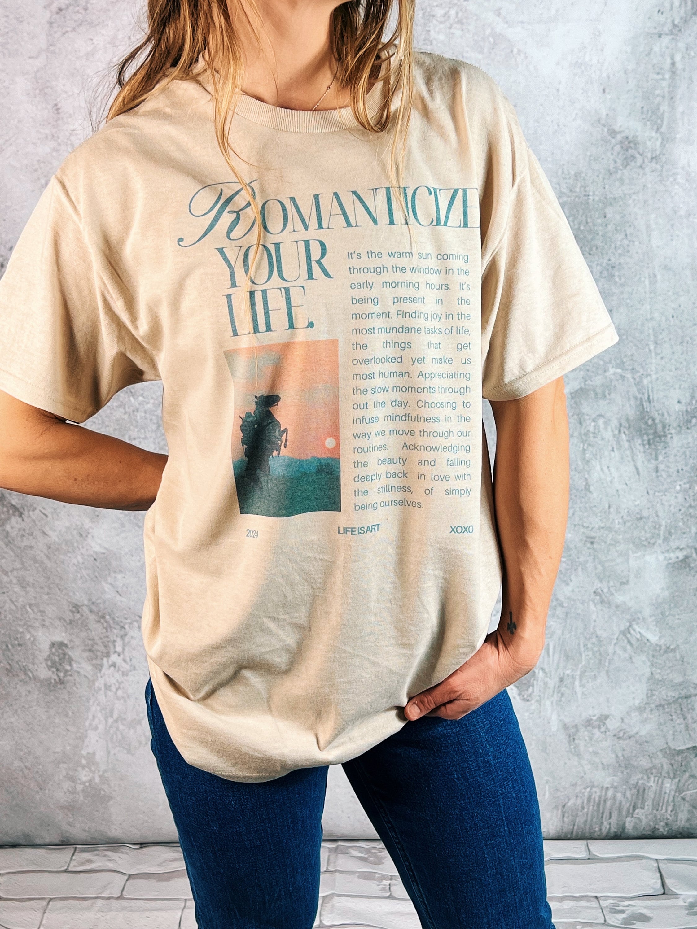 Trendy Aesthetic Graphic T-shirt, Romanticize Your Life Tshirt ...