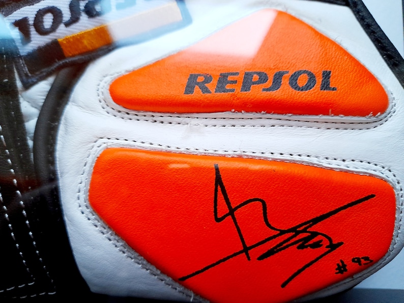 Moto-gp Frame Racing MM Tribute With Glove Signature, Biker Gift , Home ...