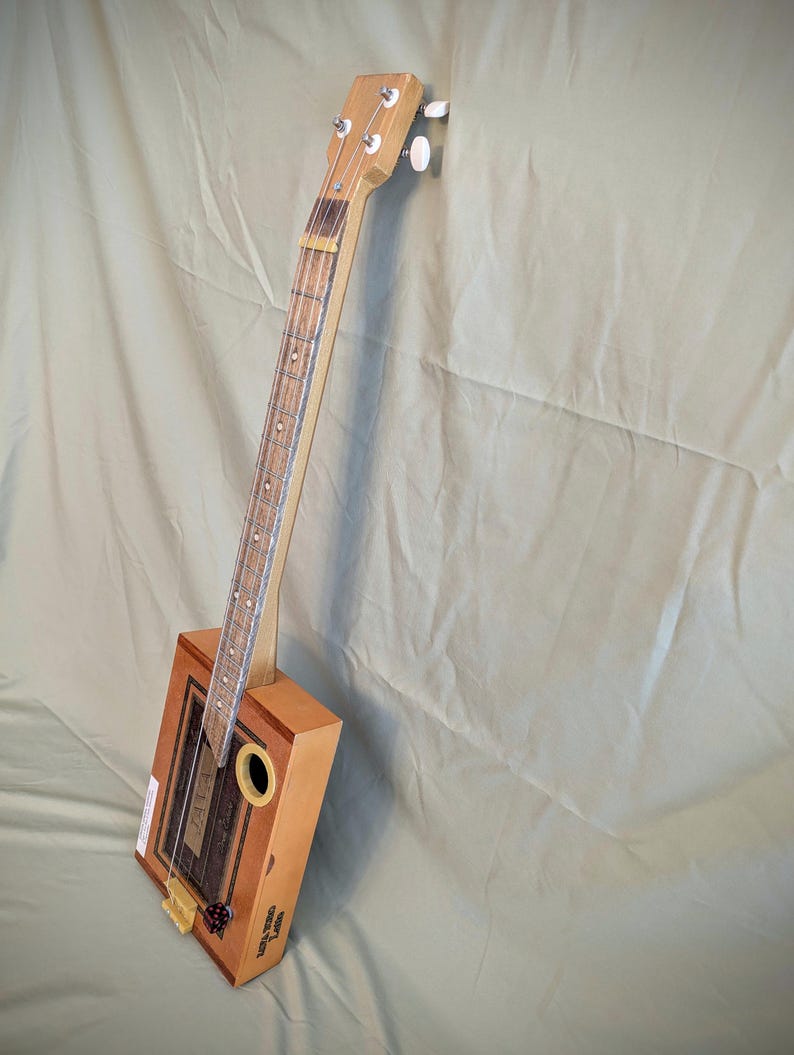Cigar Box Guitar - Etsy