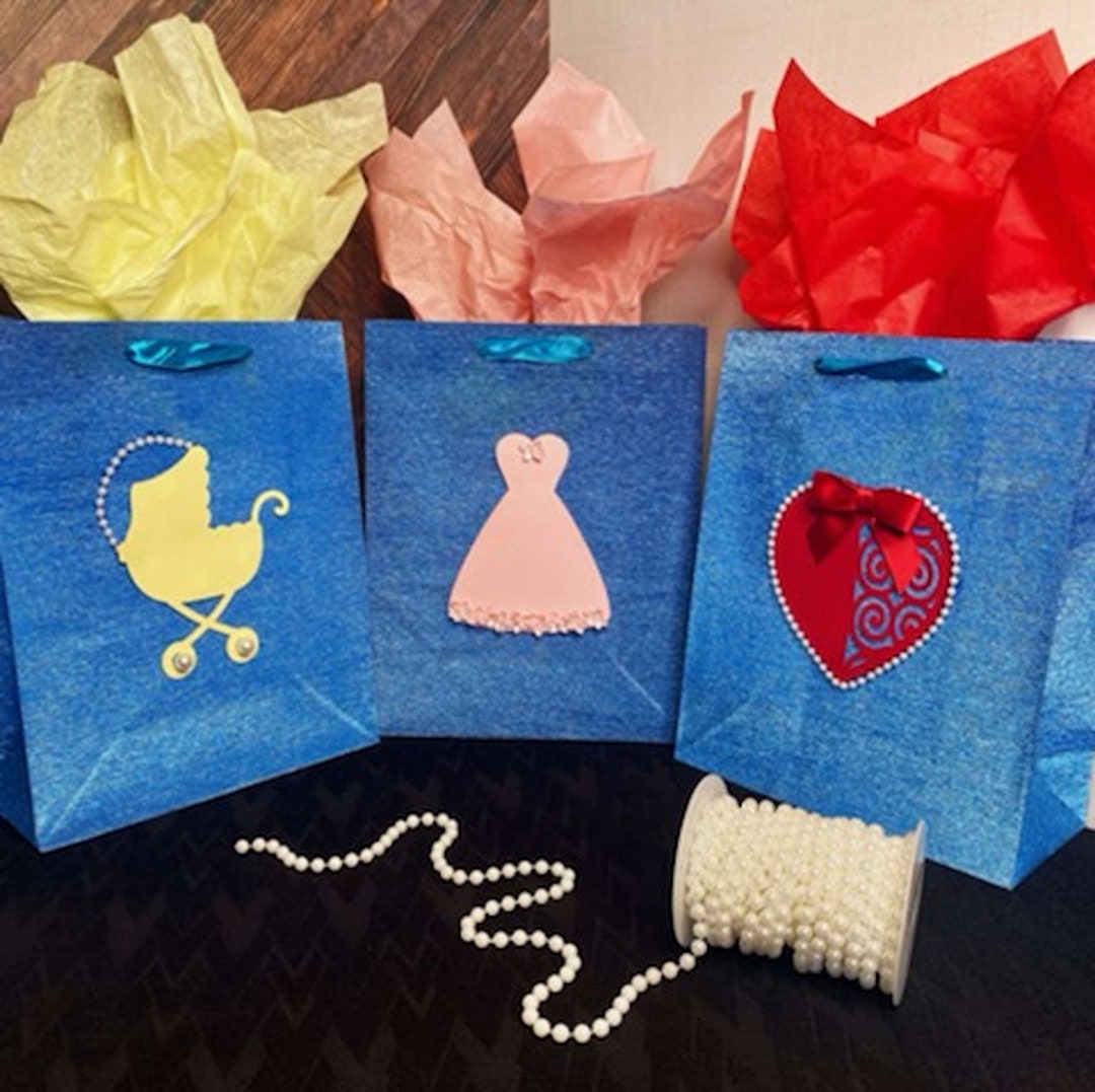 Custom Personalized Gift Bags for All Occassions - Etsy