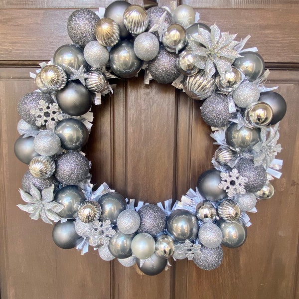 Silver Wreath - Etsy