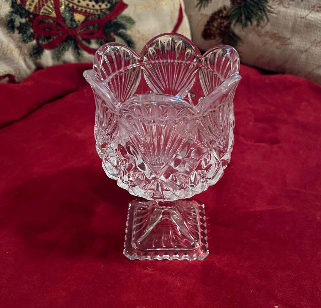 Vintage Shannon Cut Lead Crystal Pineapple Design Scalloped Pedestal ...