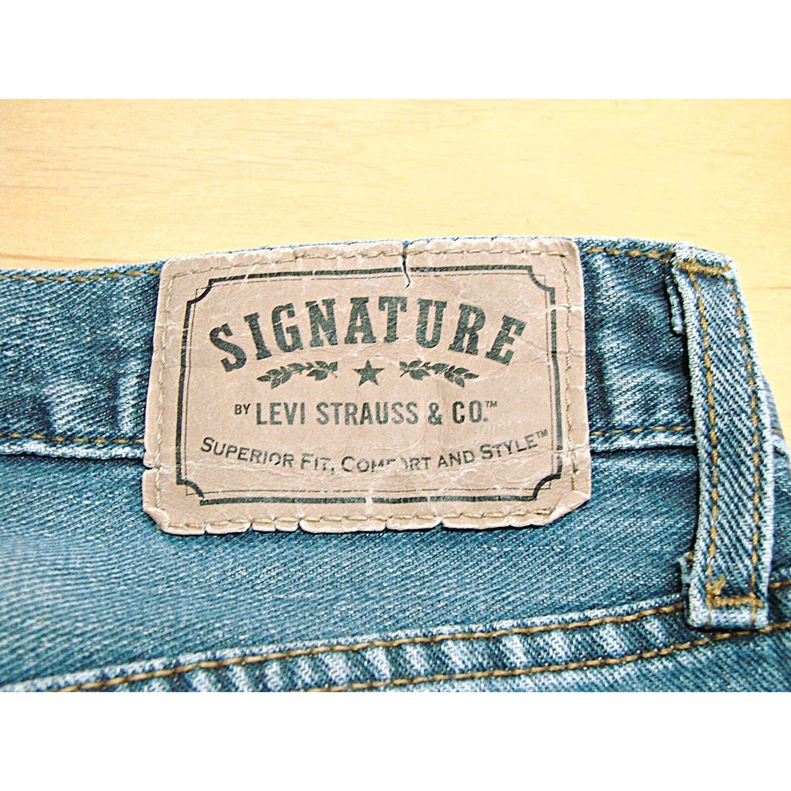 Men Signature by Levi Strauss & Co. Blue Regular Fit Straight Jeans ...