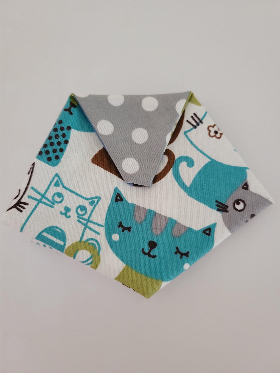 Small Fabric Thread Catcher: Sewing, Embroidery, Cross Stitch ORT Bag ...