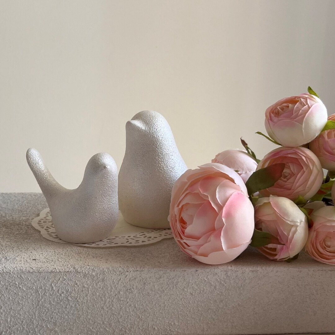 Glossy White Bird Figurines , Cute Bird Ornament , Decorative Bird ...