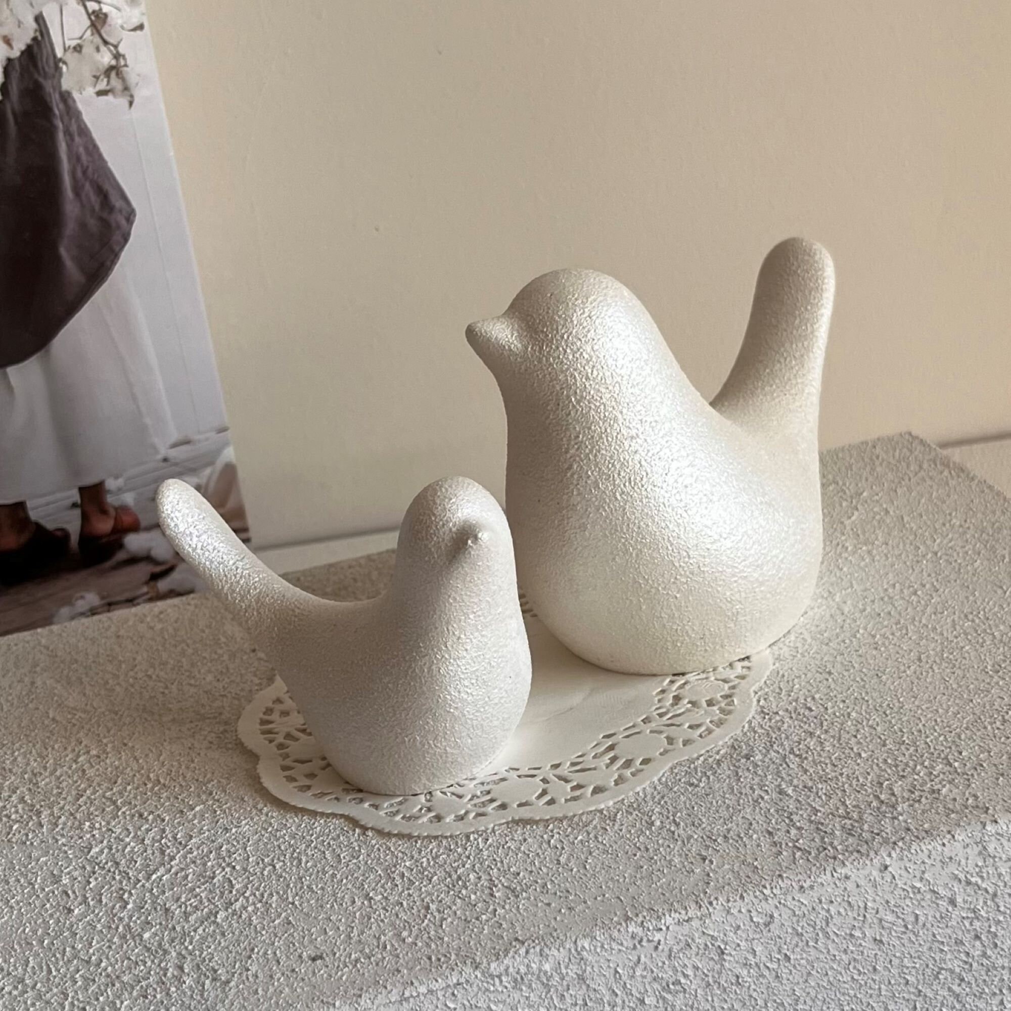 Glossy White Bird Figurines , Cute Bird Ornament , Decorative Bird ...