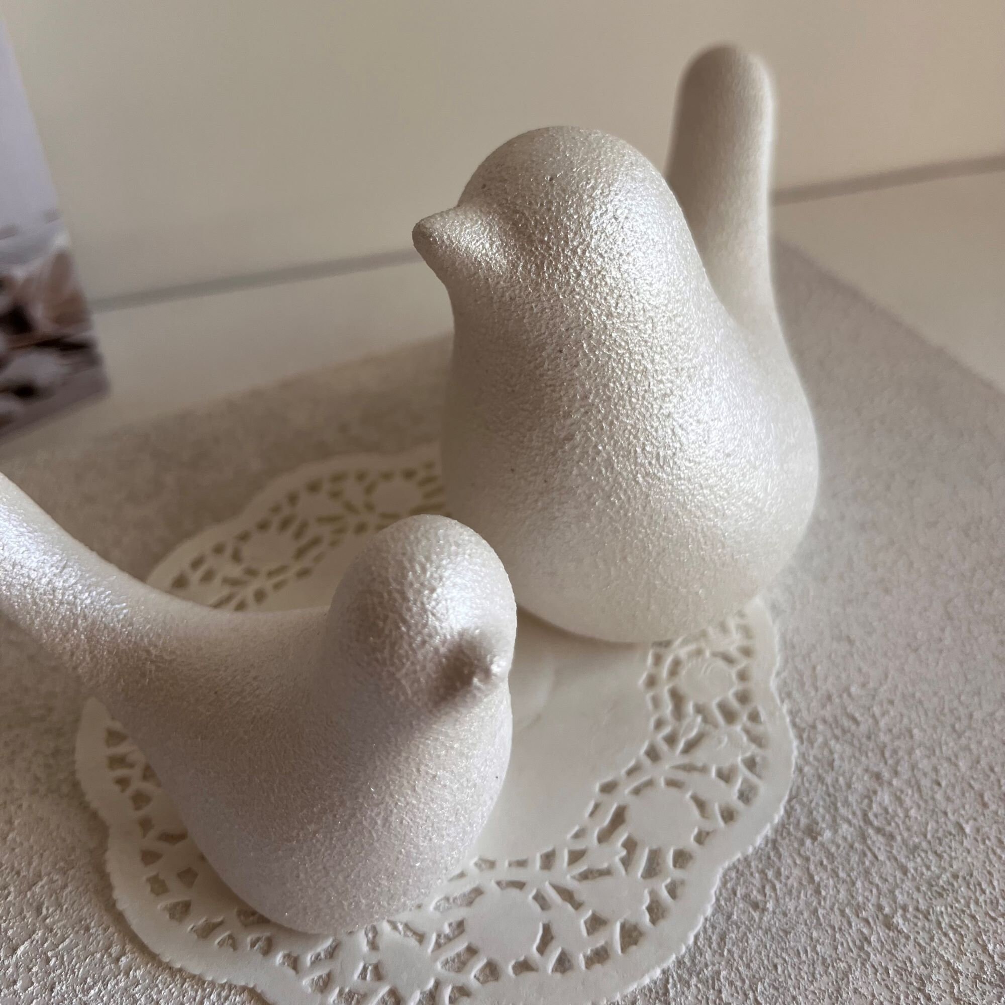 Glossy White Bird Figurines , Cute Bird Ornament , Decorative Bird ...