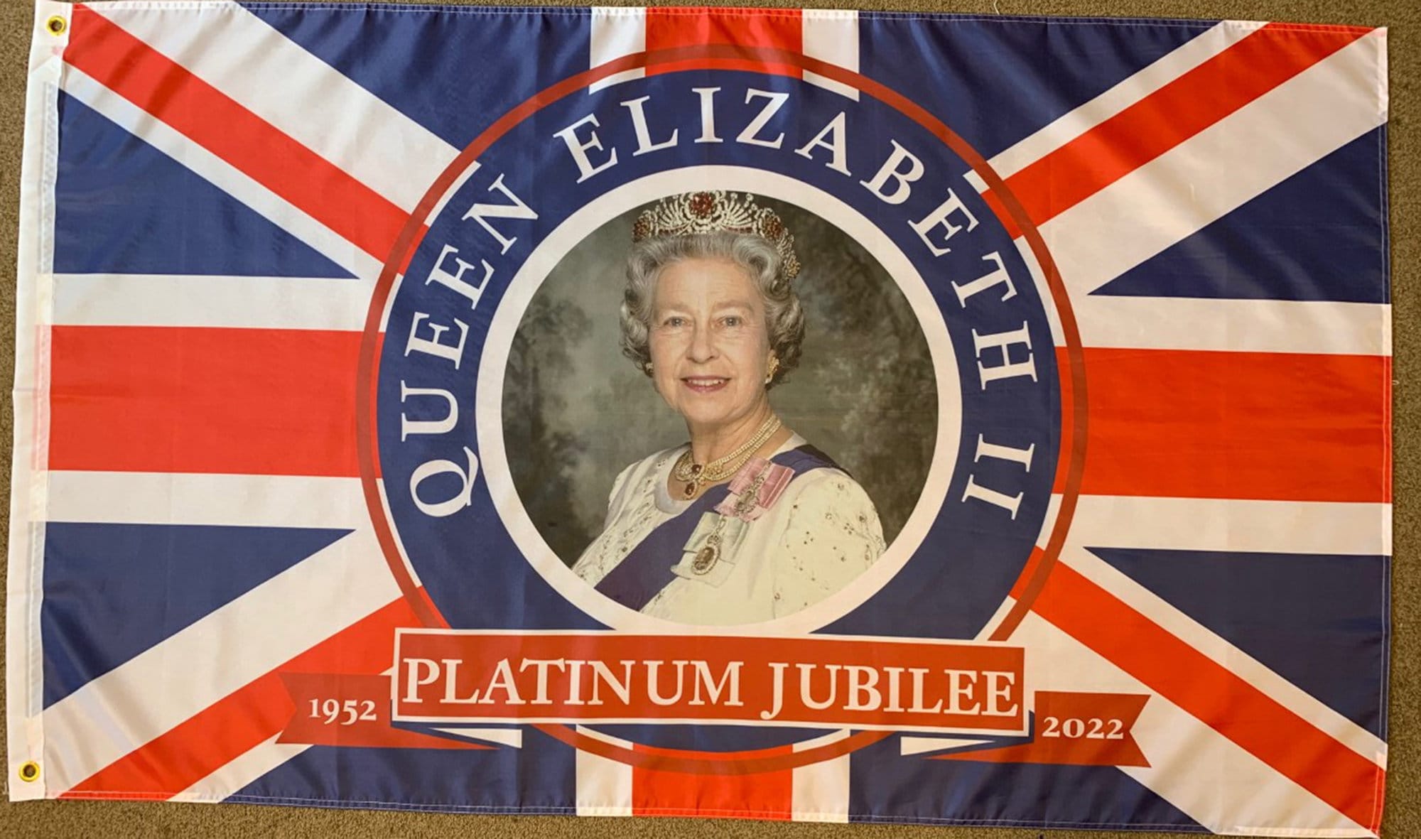 Garden Décor Queen Elizabeth Platinum Jubilee 5x3ft Flags with eyelets ...