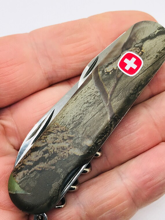 Wenger Swiss Army Knife Logo