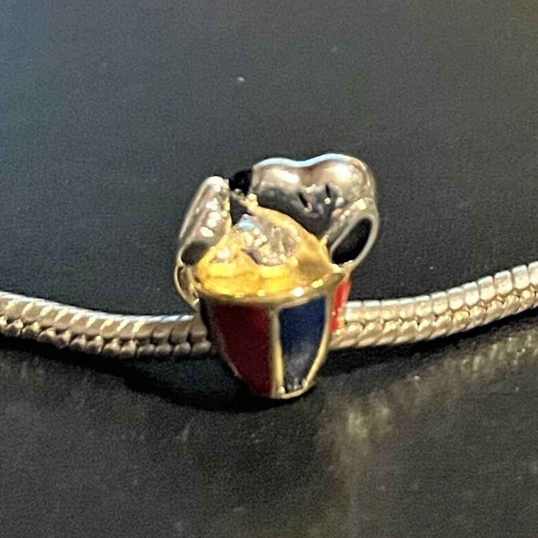 PEANUTS CARTOON CHARM Fits Pandora Bracelets , Snoopy Cup Charlie Brown ...