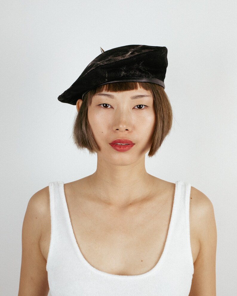 Gothic Style Pierced Beret VERS LA NUIT Denim Noir Unisex Hat for Men ...