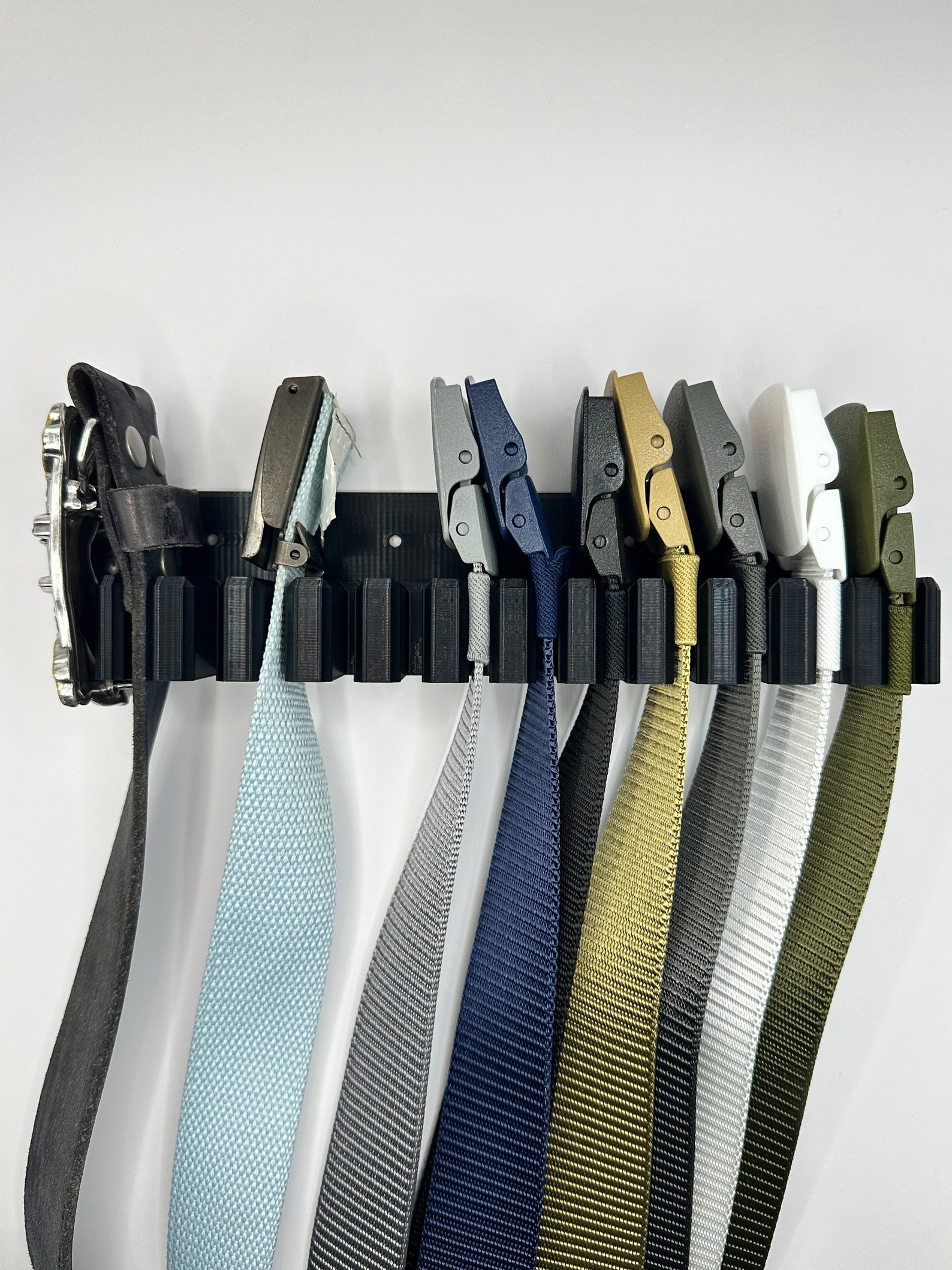 Space Saving Belt Organizer: Closet Storage for Belts and Ties - Etsy