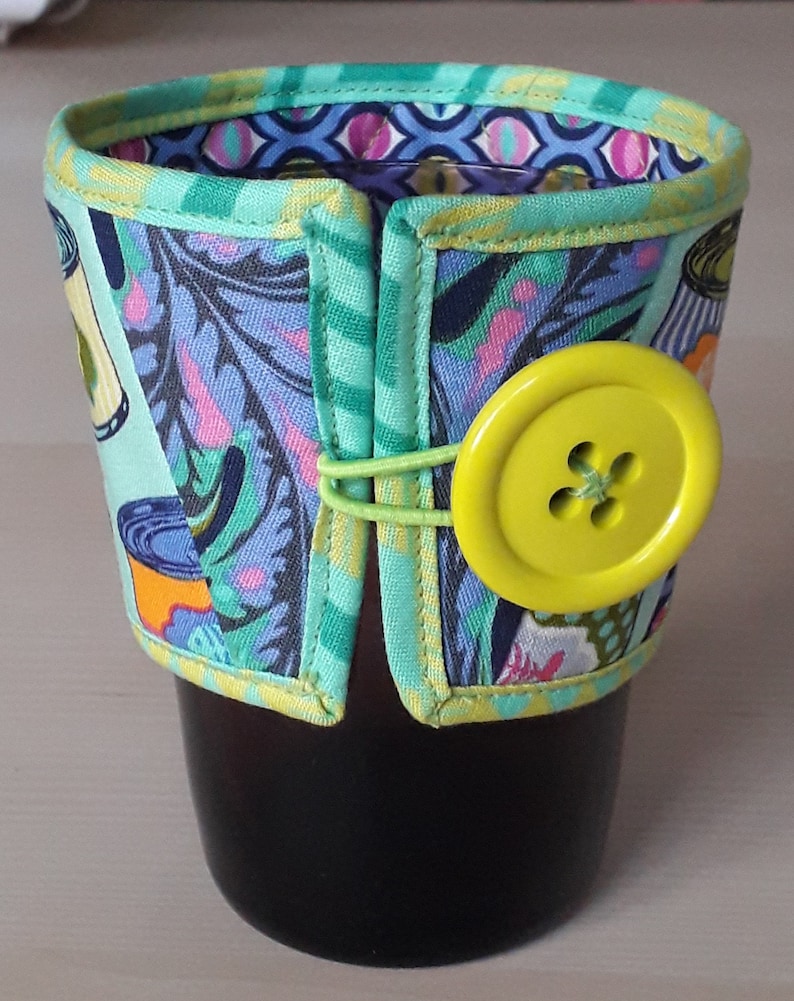 Crumb Coffee Cozy: Fun and Easy Pattern to Make Eco-friendly Quilted Re ...