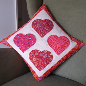 Happy Hearts Quilt: Digital Pattern in Six Sizes With Bonus Pillow ...