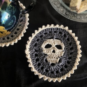 Crochet Pattern Mr Bones Skull Coaster Digital PDF - Etsy