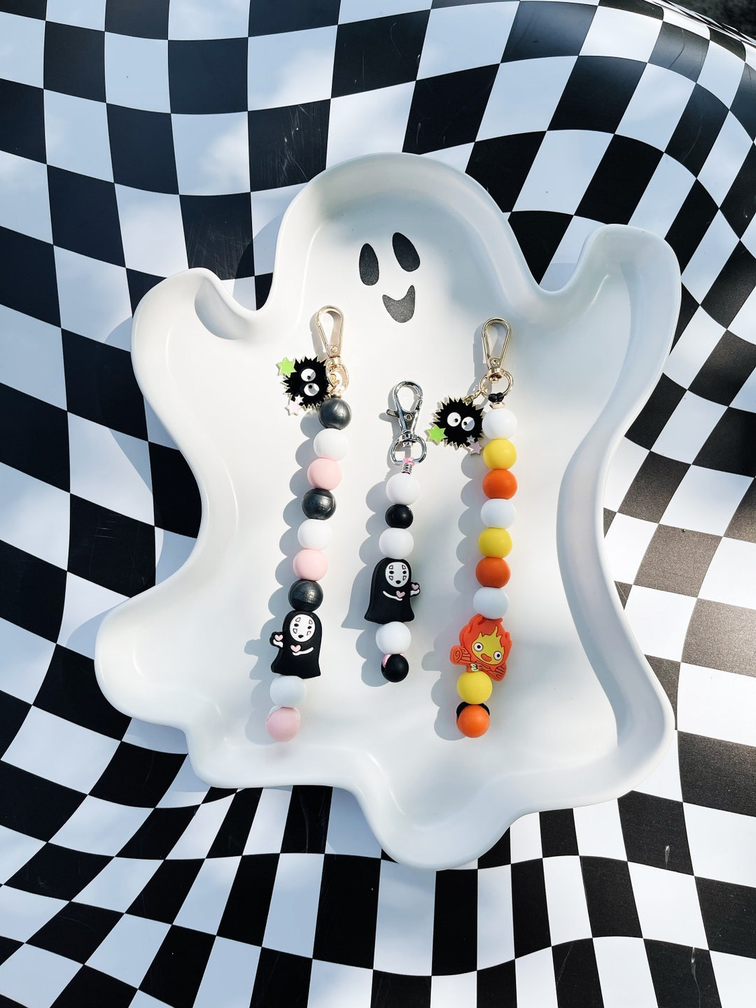 Faceless Spirit Keychain Fire Demon Spirit Keyring Soot Sprites Anime ...