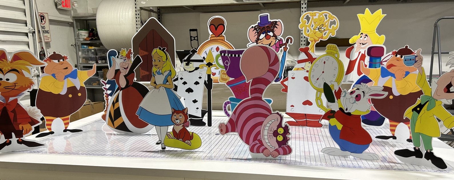 Alice in Wonderland Flowers, Tiger-lily, Rose, Daisy and Violet ...