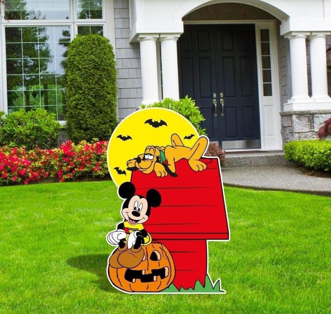 Halloween Great Pumpkin Yard Sign, Mickey and Pluto, Halloween Gang ...
