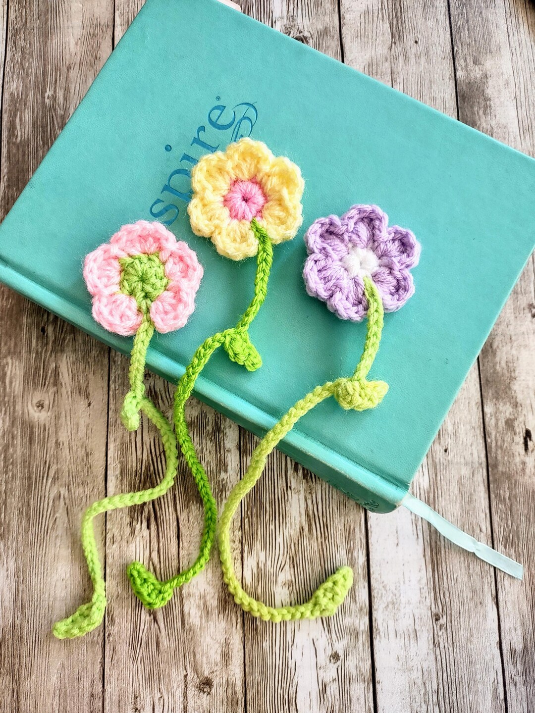Flower Bookmarks Crochet Daisy Bookmark for Booklover Gift for Her ...