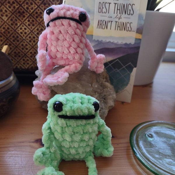 Frog Keychain - Etsy