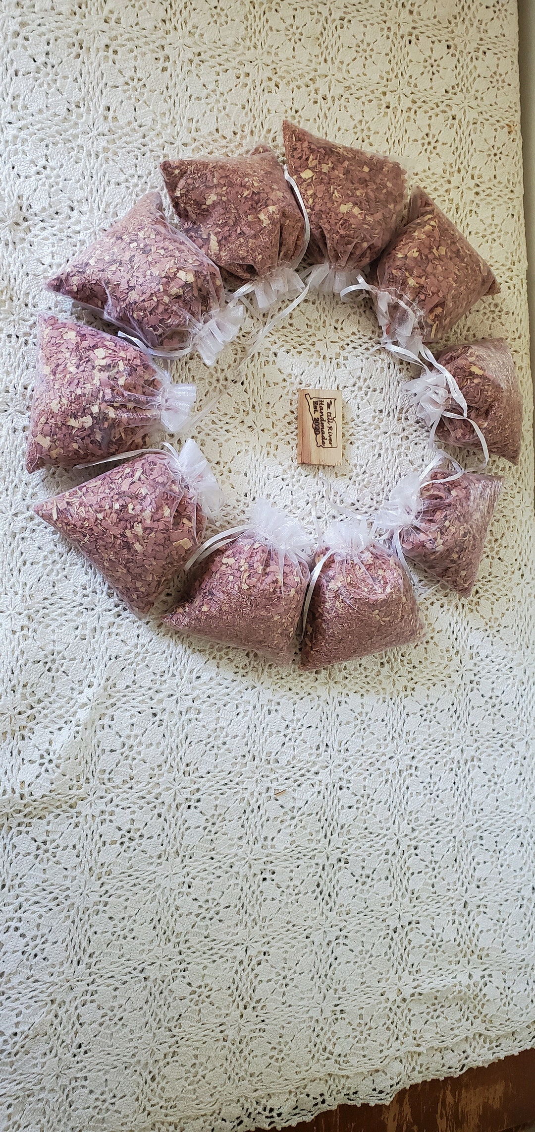 Aromatic Red Cedar Wood Sachet Bags for Storage, Closets, Wardrobes ...