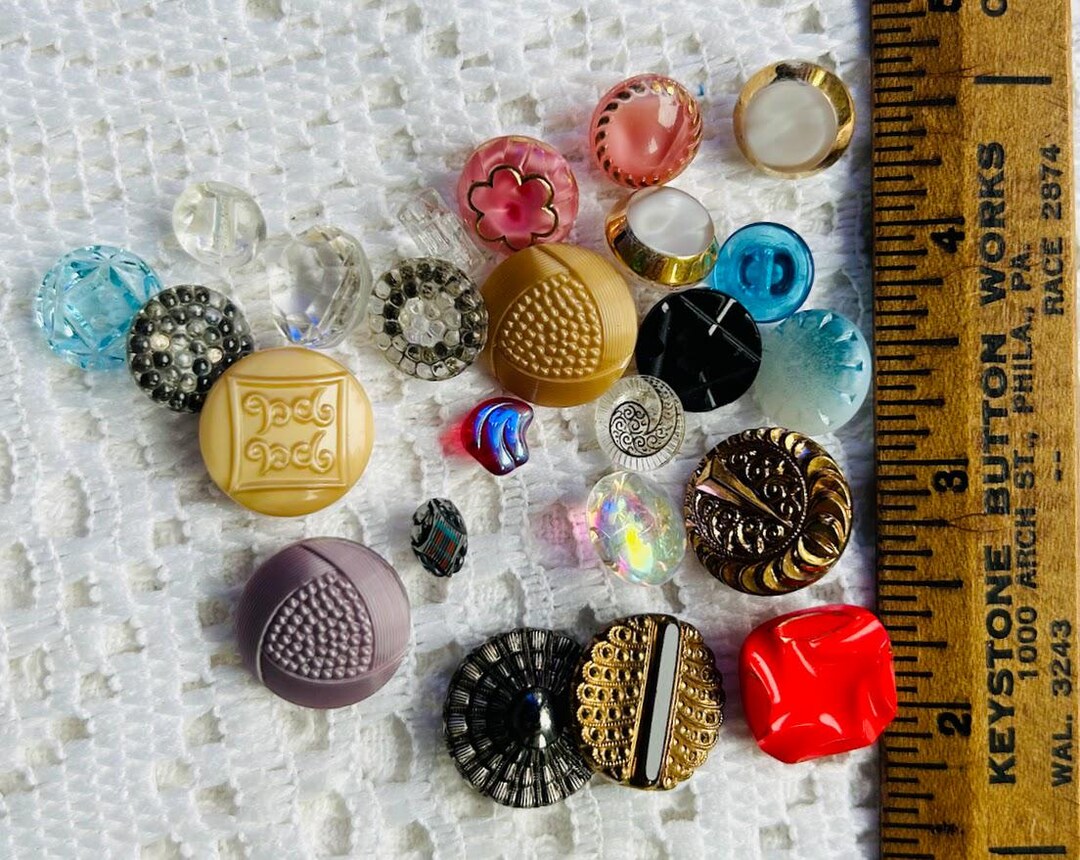 24 Antique/vintage Opaque and Transparent Glass Buttons. Includes ...
