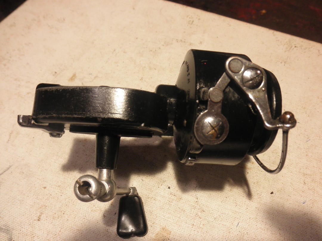 Garcia Mitchell 330 Auto Bail France Spinning Fishing Reel/vintage ...