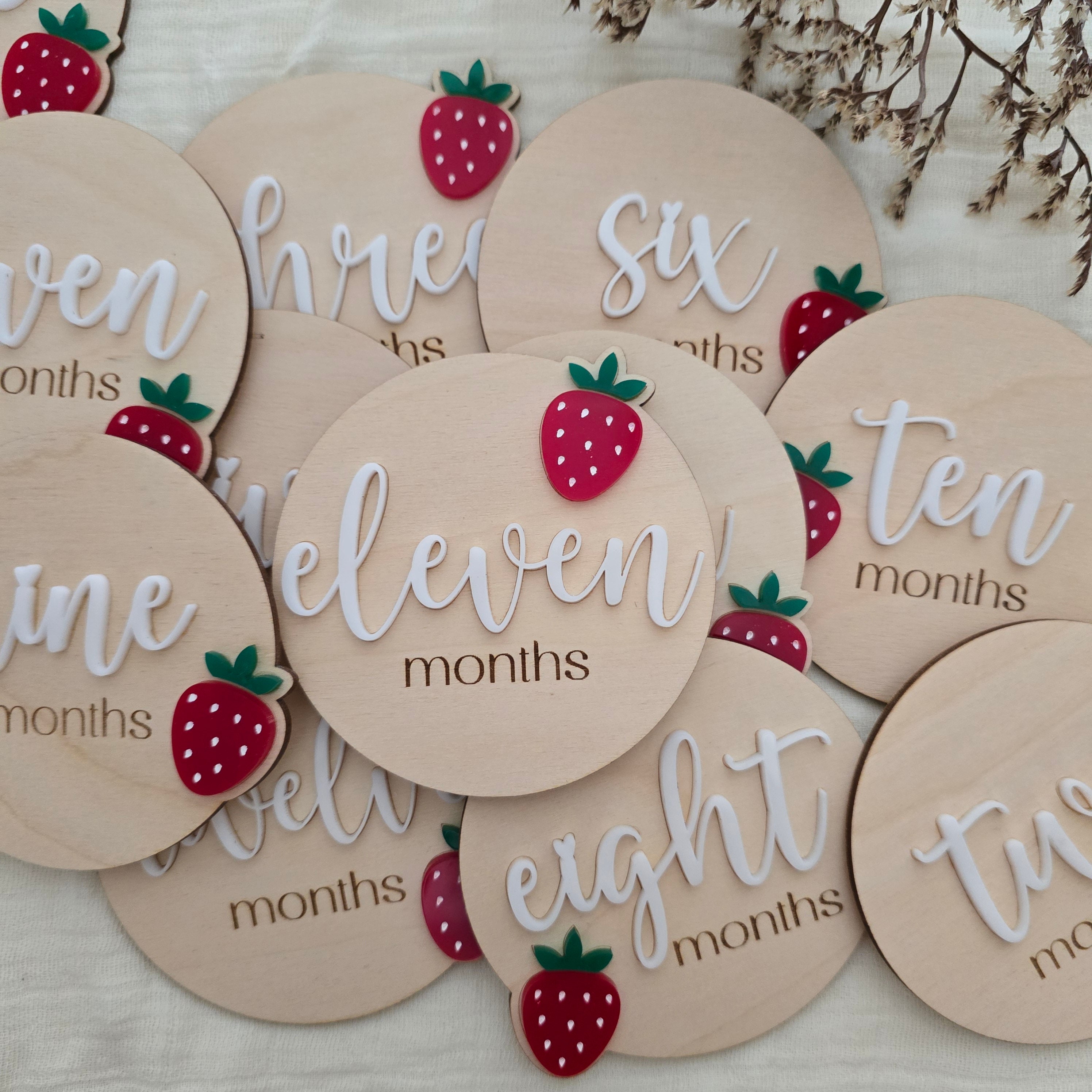Strawberry Baby Milestone Signs, Baby Milestone Cards, Monthly Baby ...