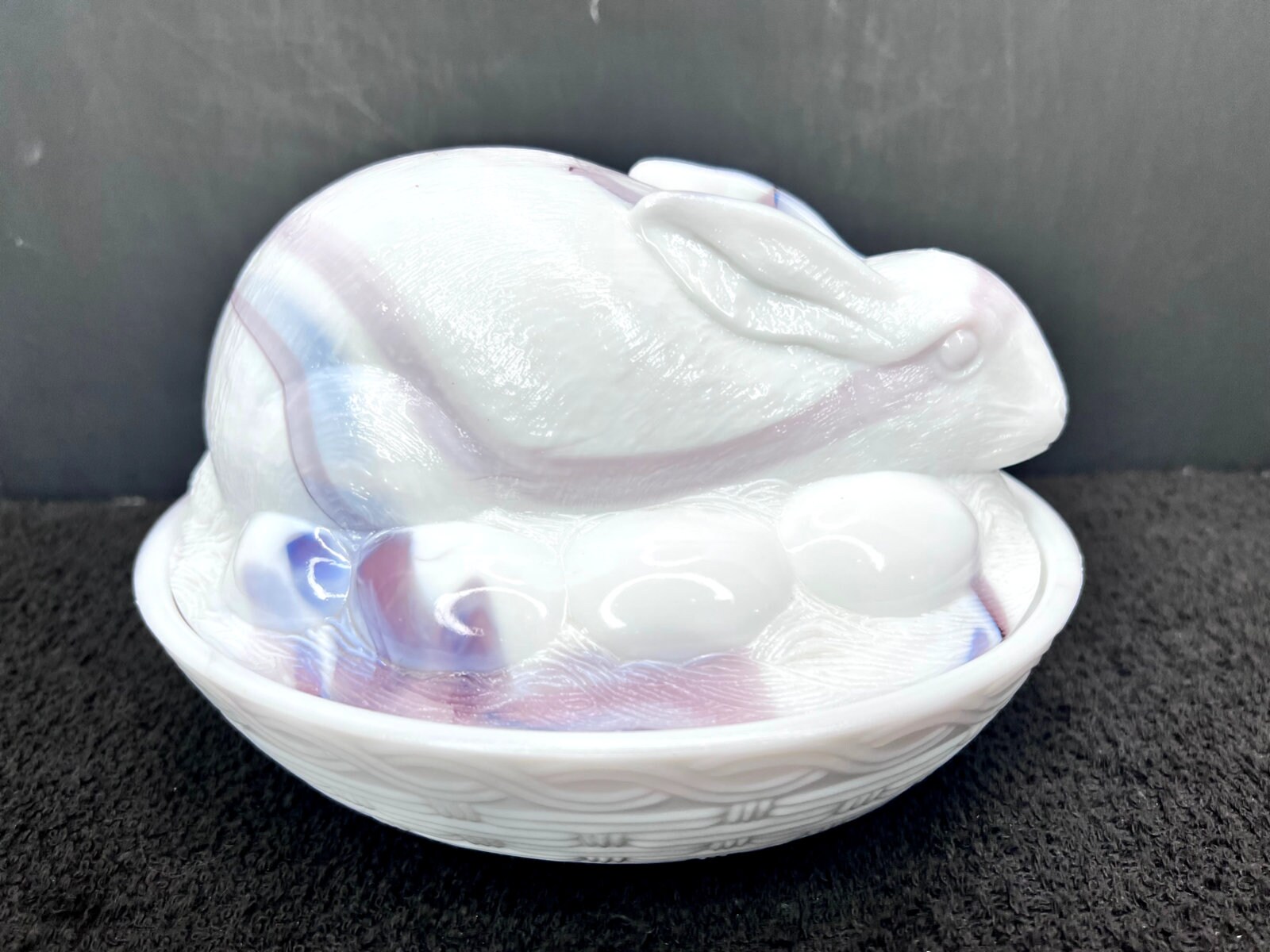 Fenton Amethyst/purple Slag Glass Bunny Covered Candy Dish hard to Find ...