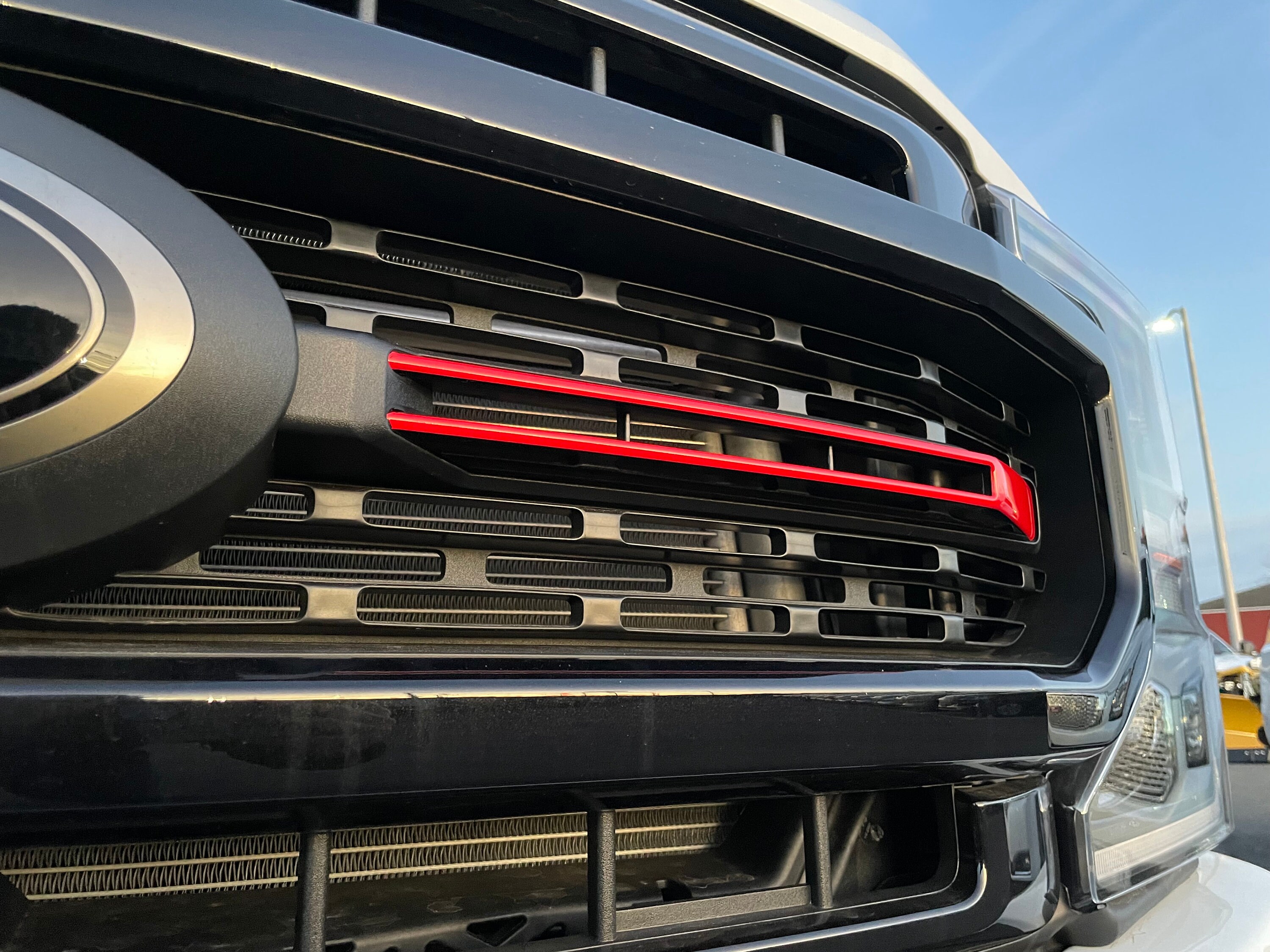 Grille Stripe Decal by Ludesignsny for a 2021-23 Ford Super Duty ...