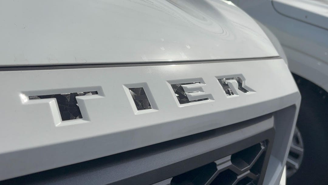 Grille and Tailgate Decals Compatible With the 2022-2024 Nissan ...